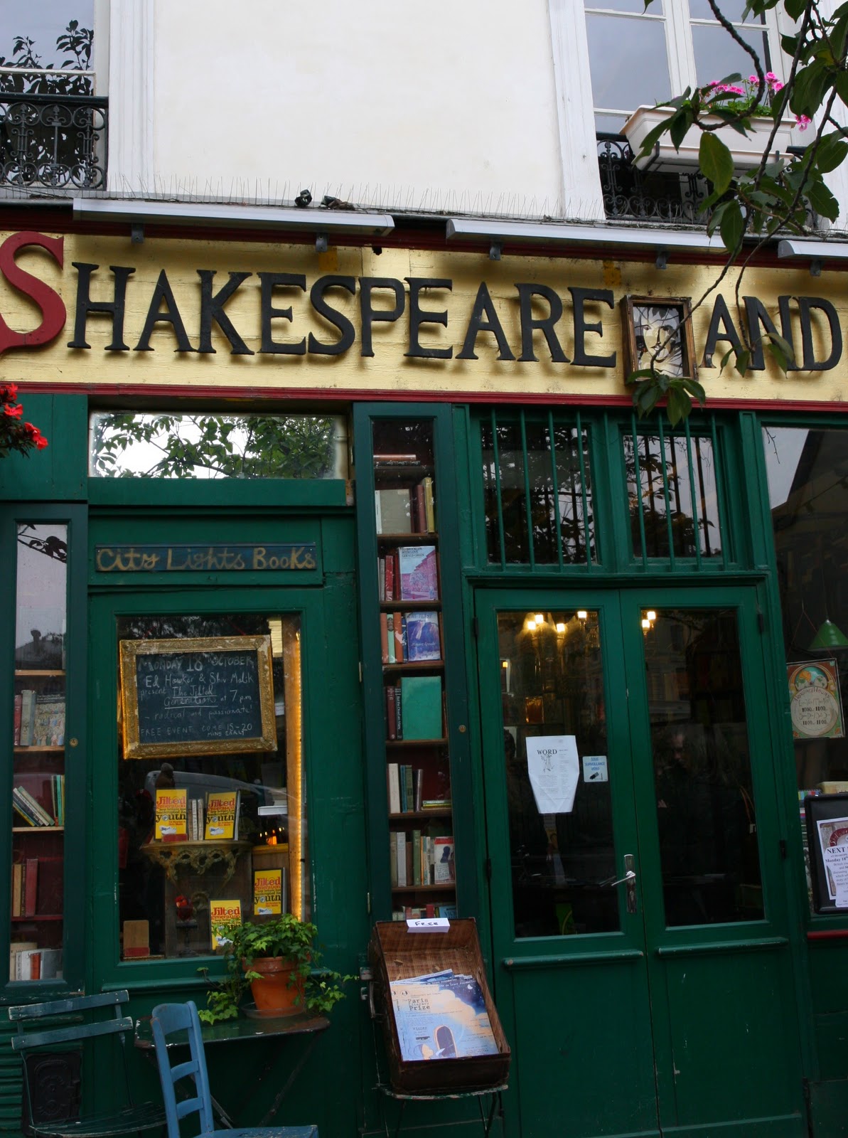 The Serendipitous: Shakespeare Bookstore, from the very cool movie ...