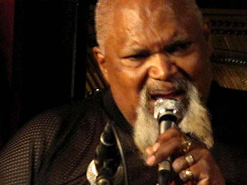 Canberra Jazz blog: Think Ming(-us)