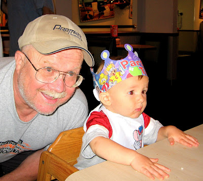 Robin Hubbell's Instagram, Twitter & Facebook on IDCrawl