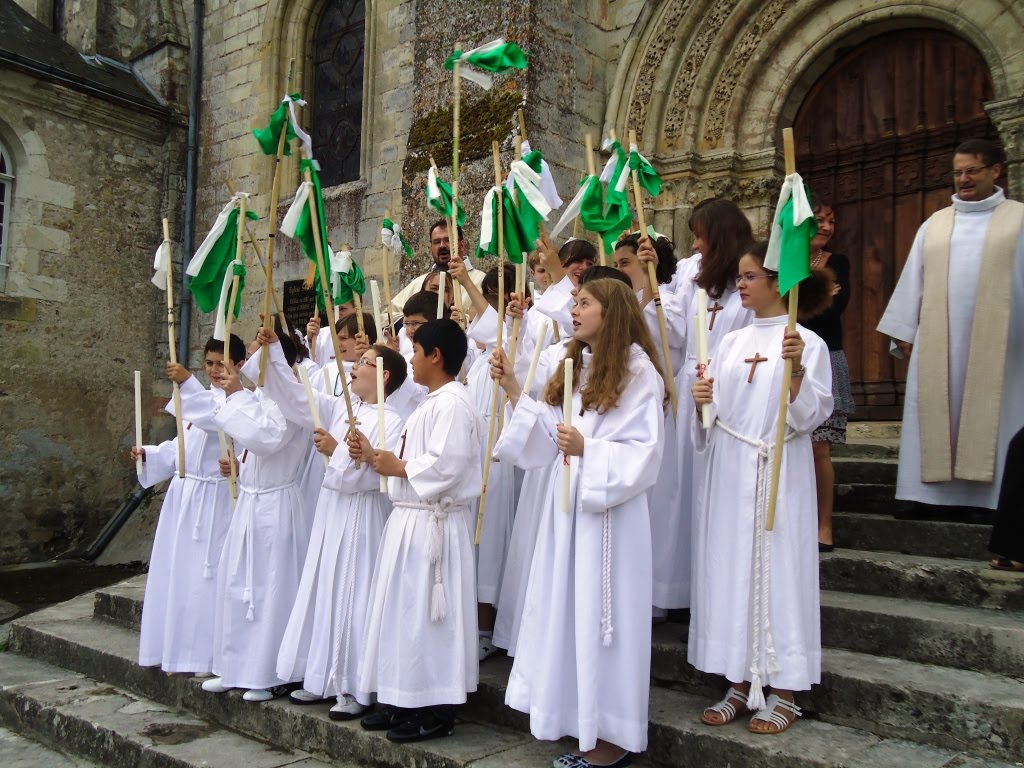 PAROISSE CATHOLIQUE SAINT- MARTIN - VAL- D'AMBOISE: Profession de Foi ...