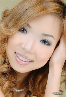 Clark and Anna Pierson: Anna's goal is to be a model