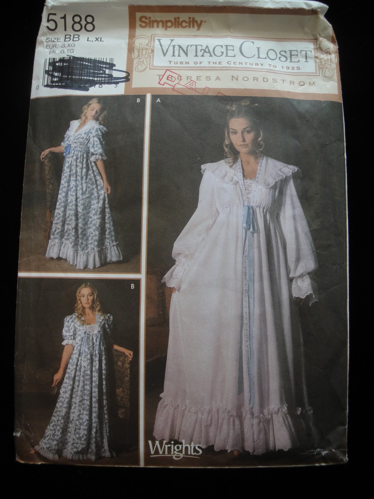 Vintage Linen Treasures: Victorian Robe