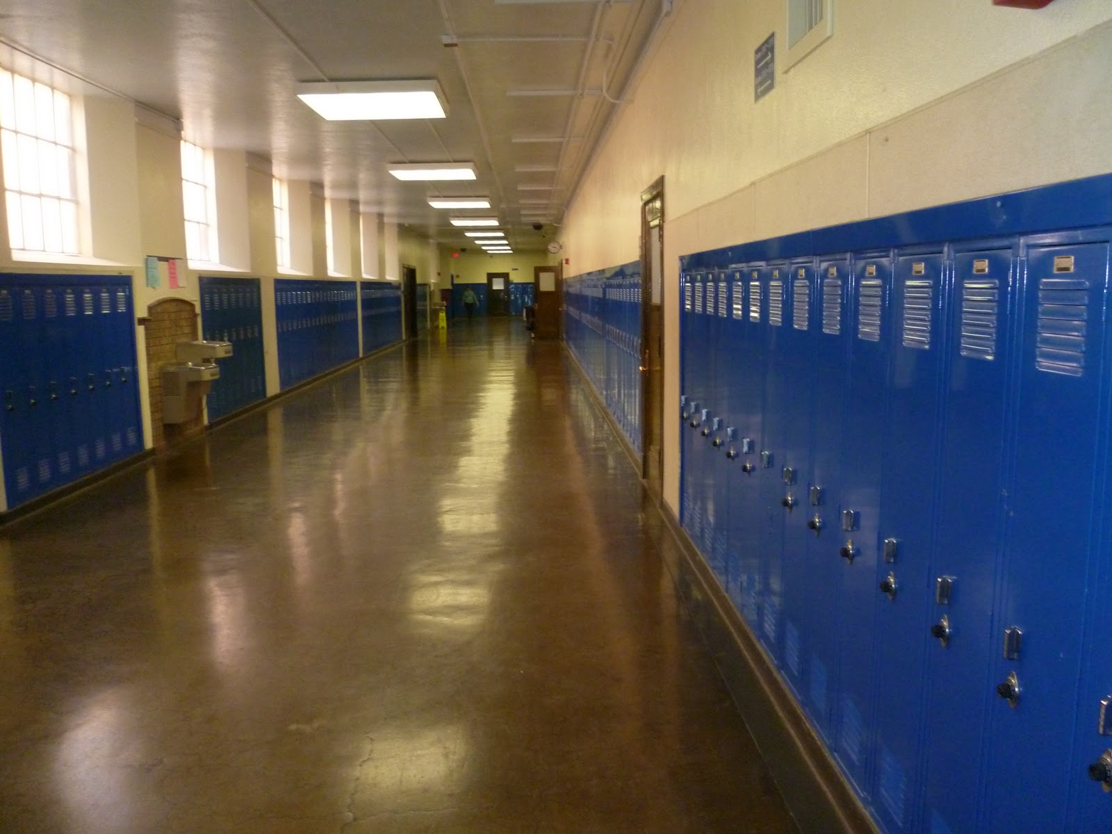 My travel in the USA: Wichita High School East