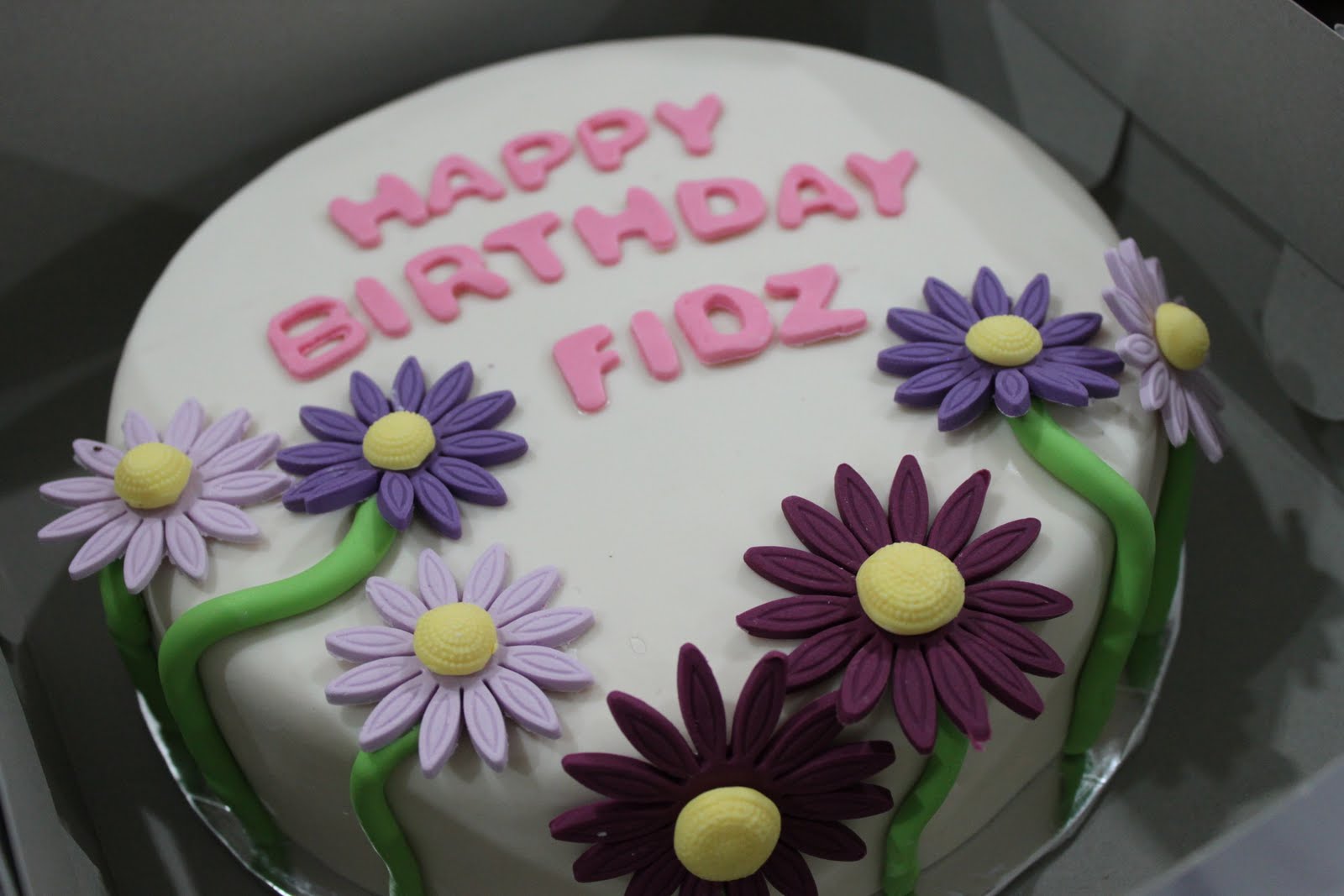 CitsCakes: simple flower birthday cake~