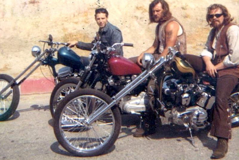 TWentYThr33BRrickSForeVer: ROAD VULTURES MC