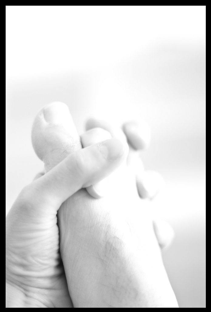 foot vs hand | jan philip´s photoworks