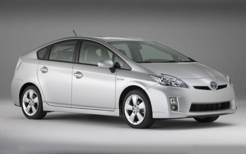 Toyota's 2010 Prius breaks cover | Electric Vehicle News