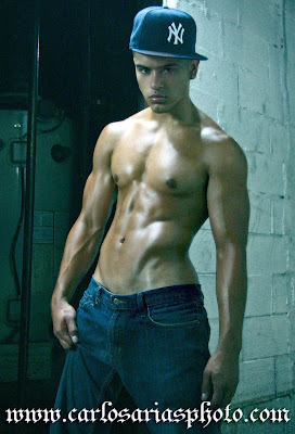 DAVID DUST: Featured Model - Kevin Vasquez