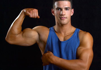 DAVID DUST: Welcome To The Gun Show