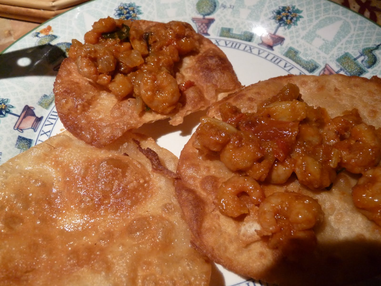 Ideas for a wonderful home maker: Prawn Poori