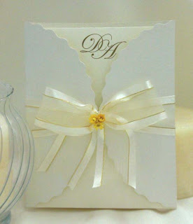 Invitaciones para tu fiesta: Invitación Beige Liston