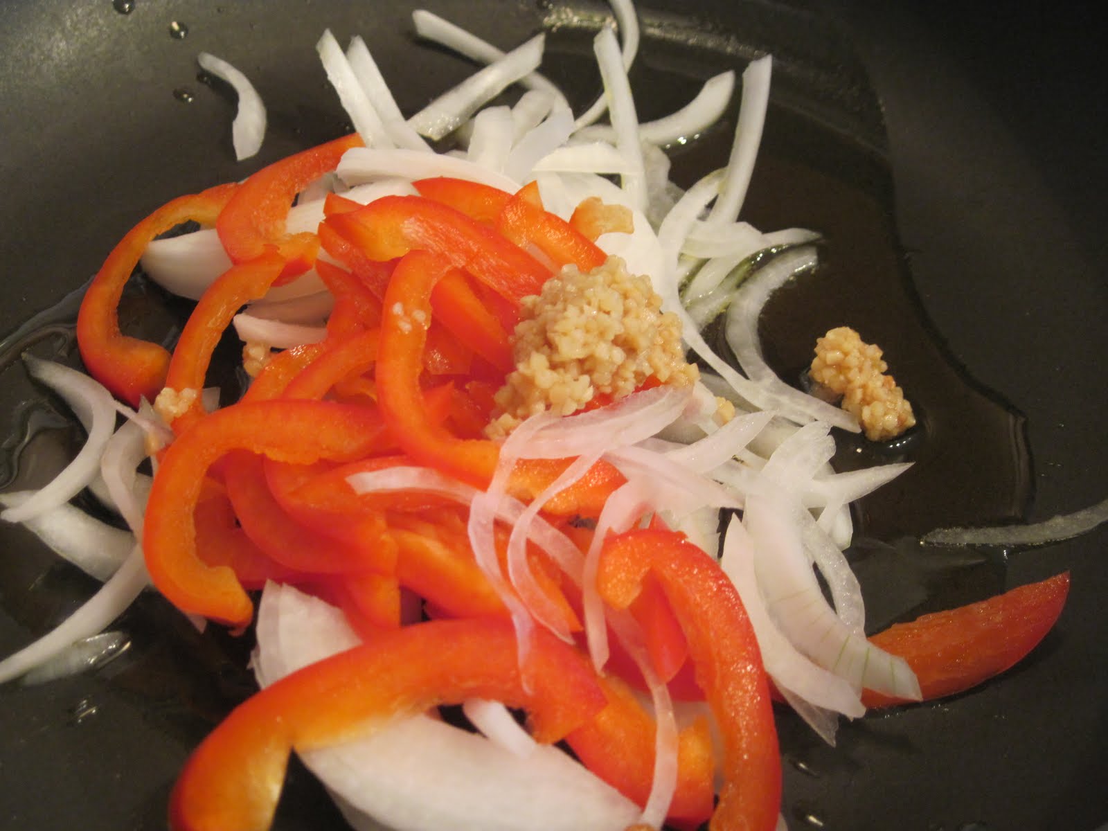 The Cubanita Cooks: APORREADO DE POLLO - SHREDDED CHICKEN