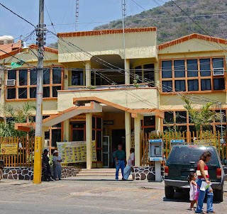 Mi Linda Tierra Colorada