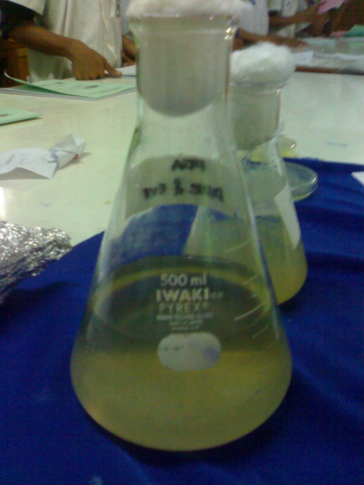 Dunia Farmasi: Laporan Pembuatan Medium