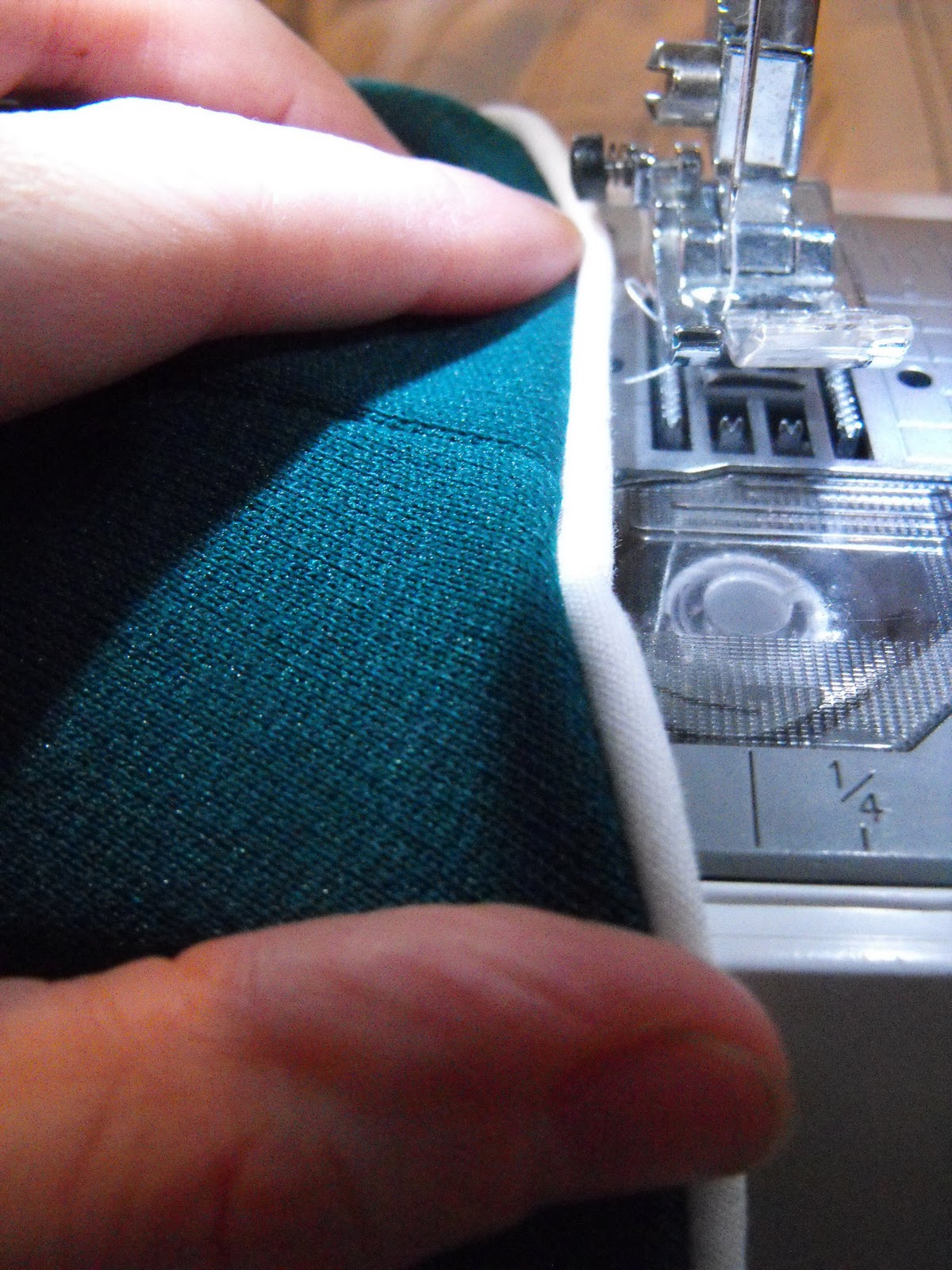 Ruby Murrays Musings: Refashion Tutorial 1. Using Piping to finish a ...