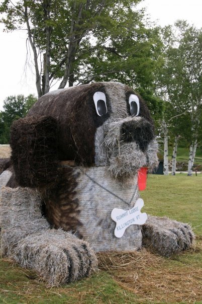 OF MICE AND raMEN: Hay Bale Art