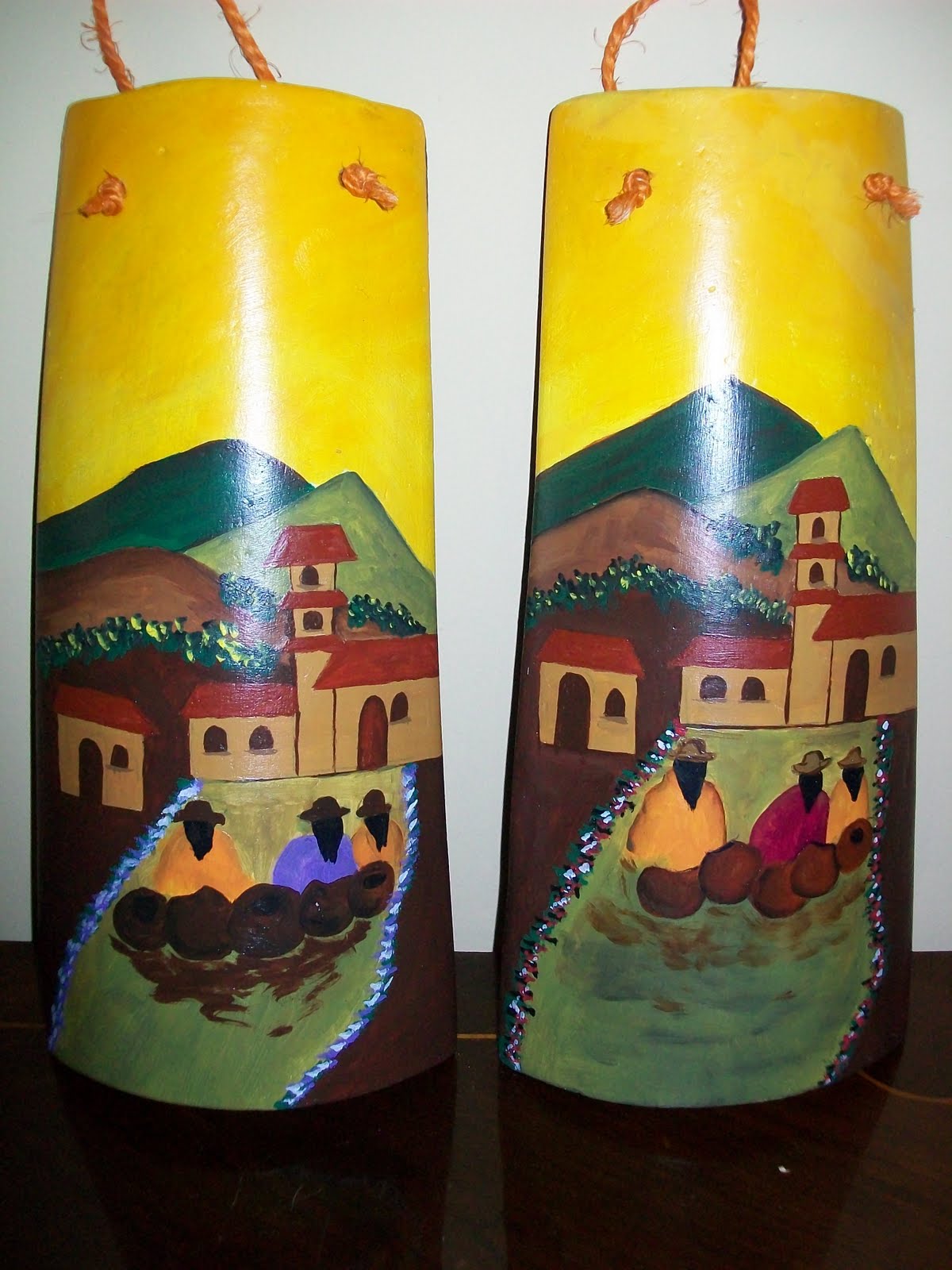 "ARTEMANIA PERU" - Galeria de cuadros: "Tejas pintadas"