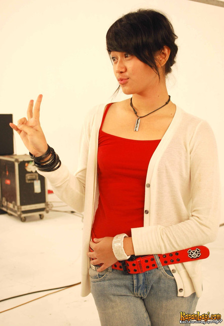 Dara The Virgin [indonesian Actress] ~ Movie News