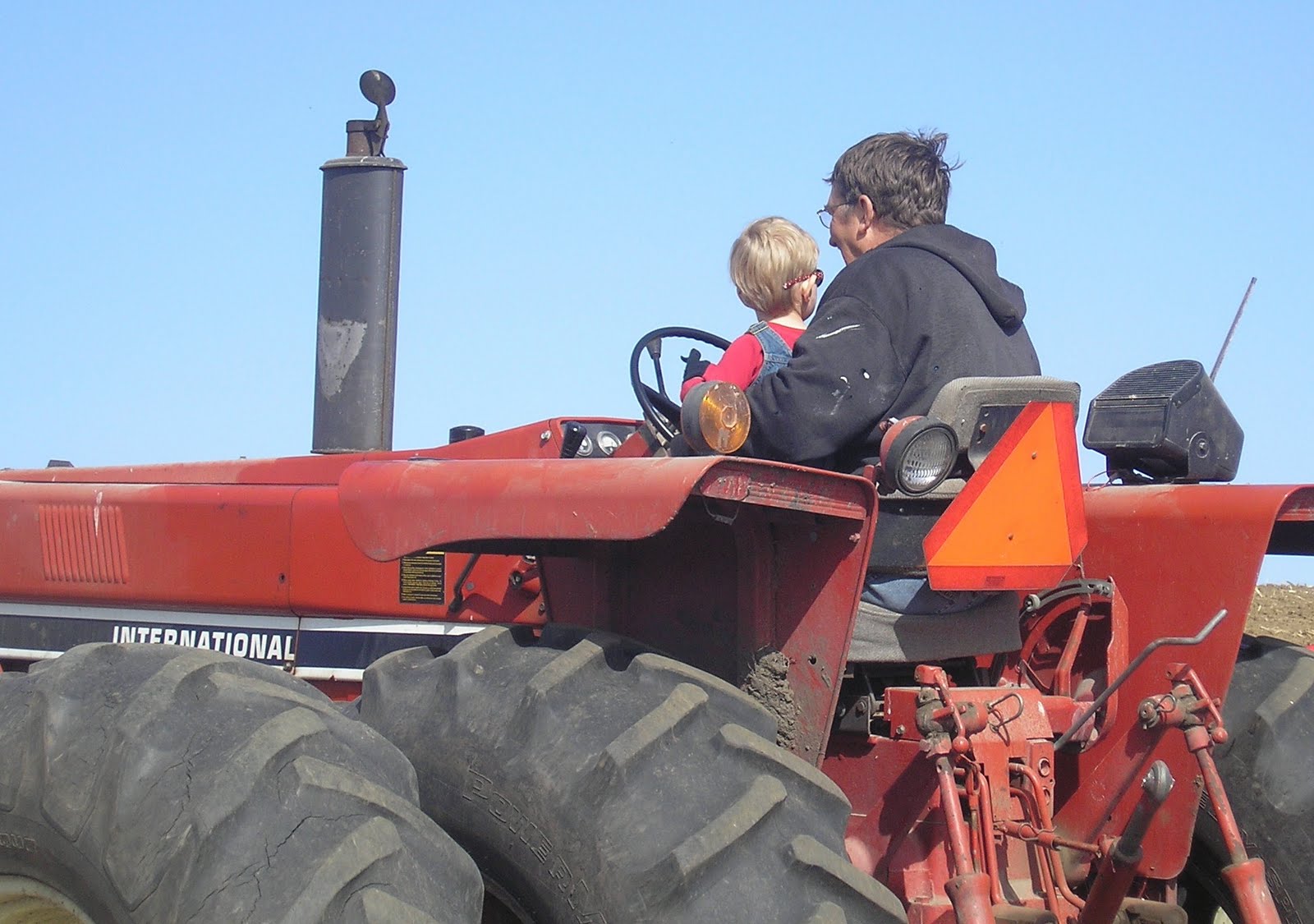 Stang Family of Five: A Great Day Out On The Farm!!!!
