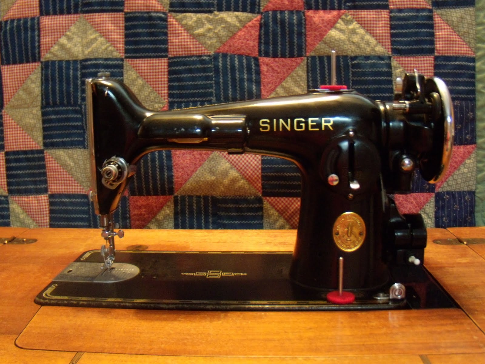 Sew in Peace: New to Me - Singer 201