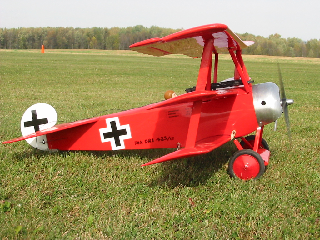 Vintage Model Airplane Engines Running: Enya 19 MK V Glow Engine