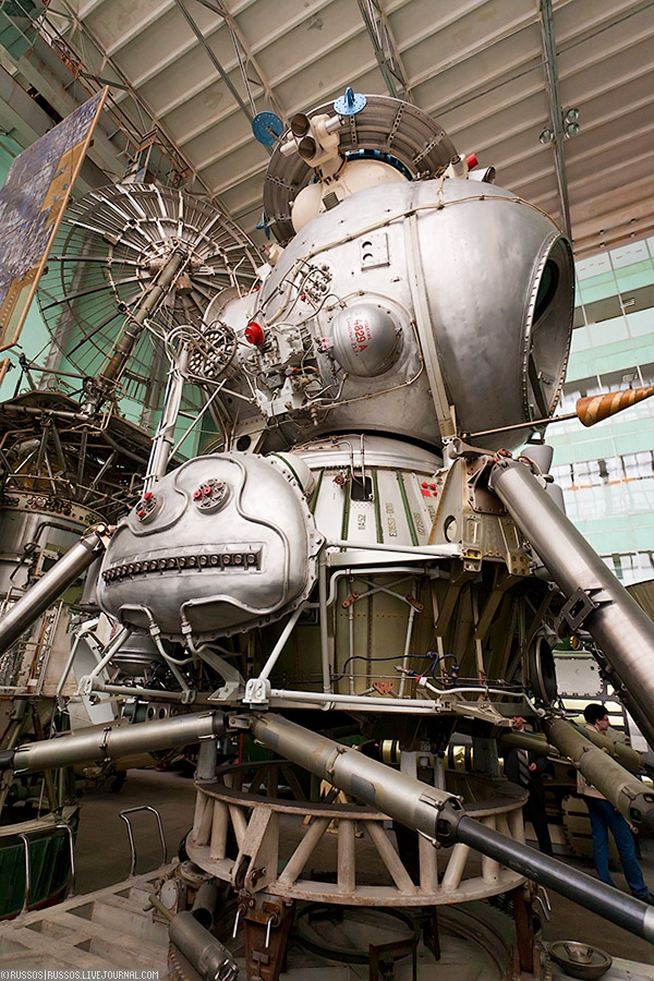 Cyclopeatron: Weird Old Russian Spaceships