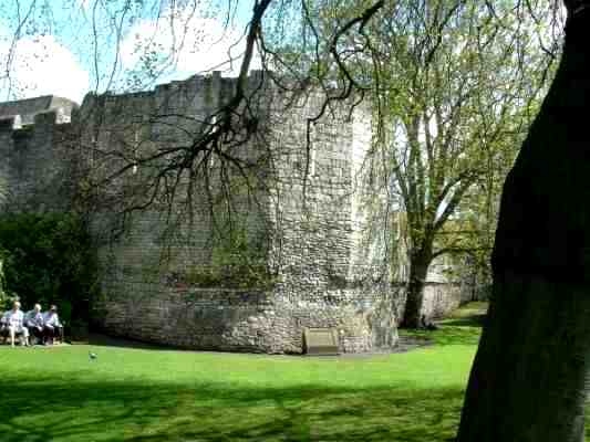 Mauseus: The Multangular Tower and south-west wall of Eboracum