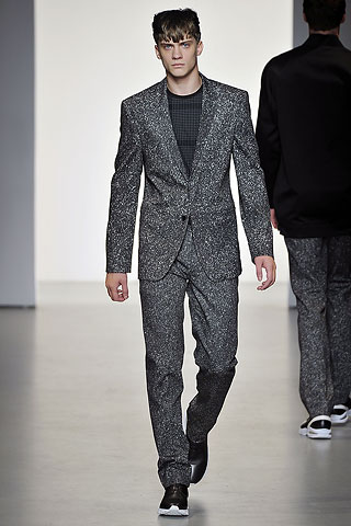 MODELOS: CALVIN KLEIN COLLECTION SPRING 2011 MENSWEAR