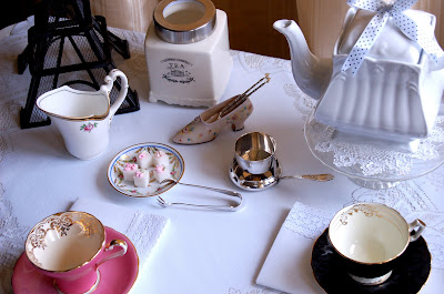 Breath of Fresh Air: 13th Teapot and Tea Things Tuesday