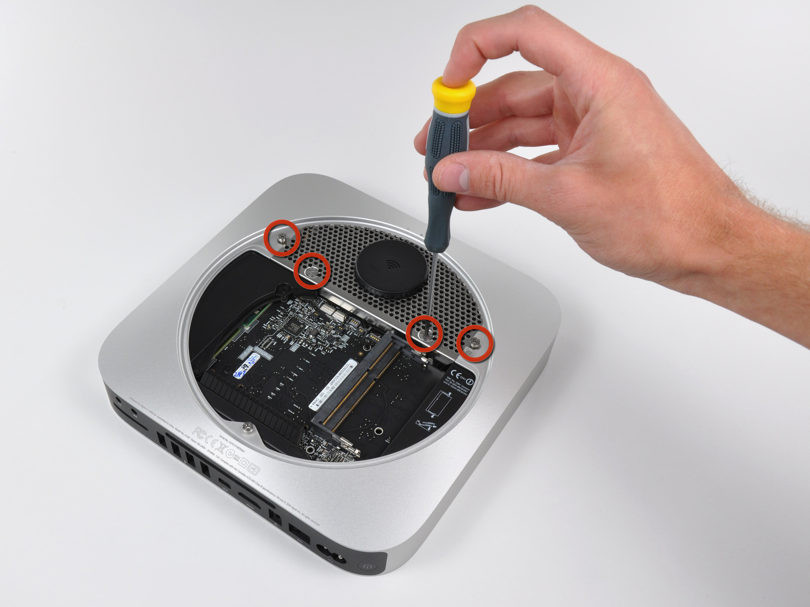 TheVoice Designs: Inside look at the new Mac Mini