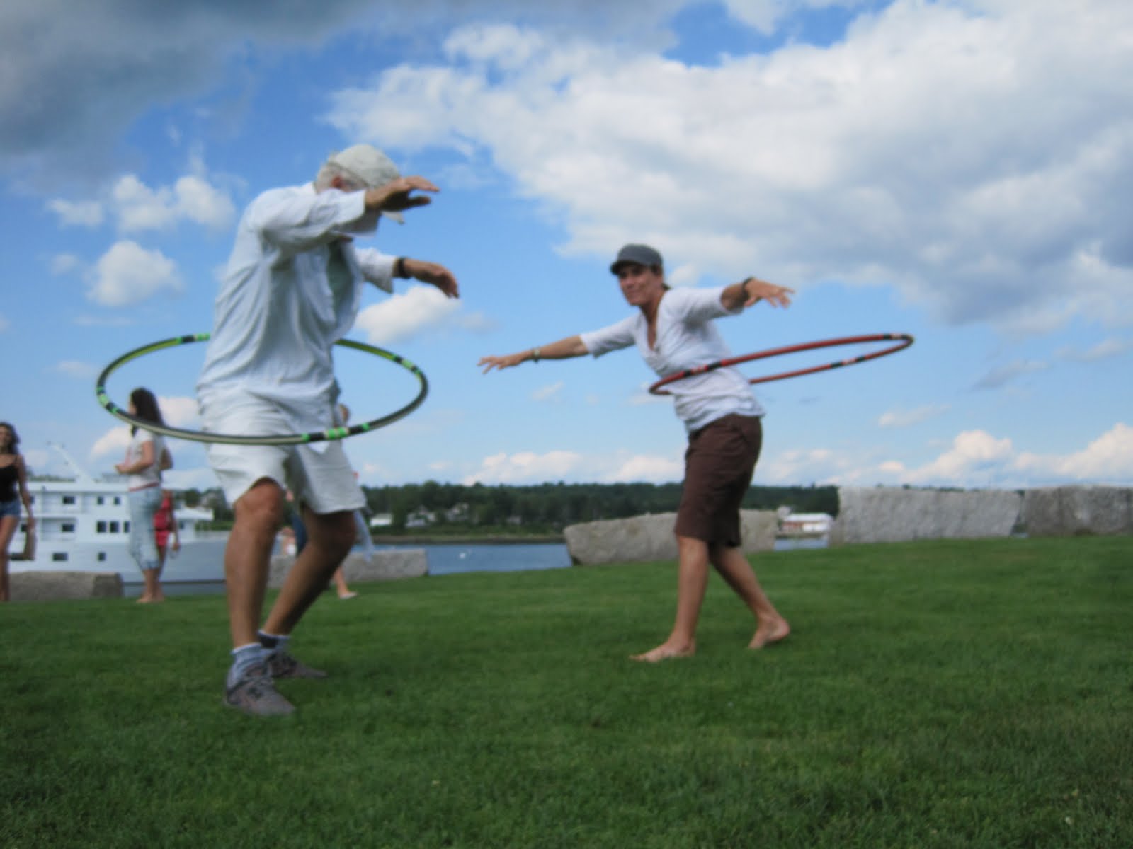 The Grove Guy: HULA HOOPING 101