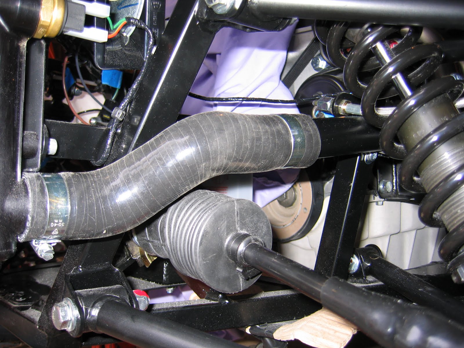 Kevin's Westfield Build: Bonnet fitting