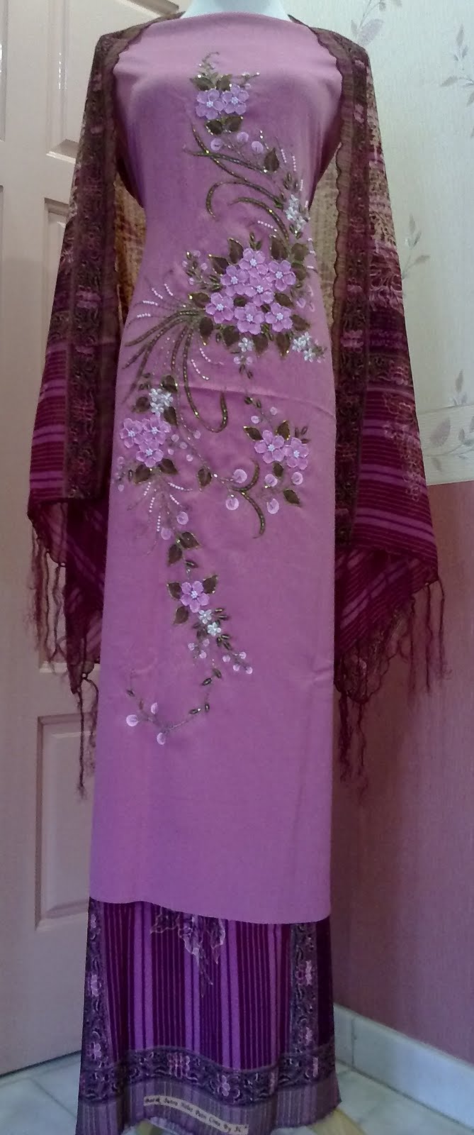 BUTIK IZIS: NEW ARRIVAL FOR RAYA STOCKS 2010