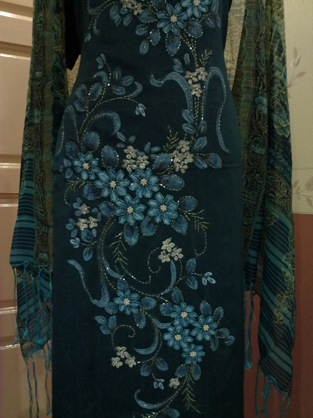 BUTIK IZIS: NEW ARRIVAL FOR NOV 2010 STOCKS