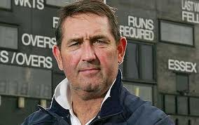 Never Punch A Gifthorse In The Mouth: The Moustache: Graham Gooch.
