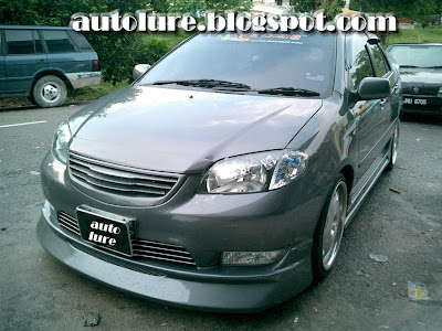 2013 BMW i3: Toyota Vios: Stylish Grey