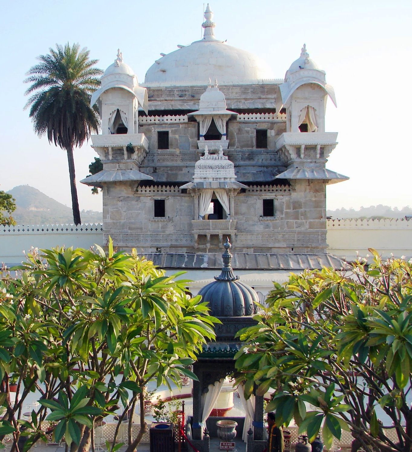Dream Destinations: Jag Mandir Palace and Lake Pichola - Udaipur