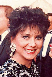 Suzanne Pleshette: Suzanne Pleshette Biography