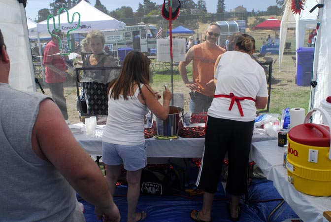 MAD MEAT GENIUS: RODEO CHILI COOK-OFF