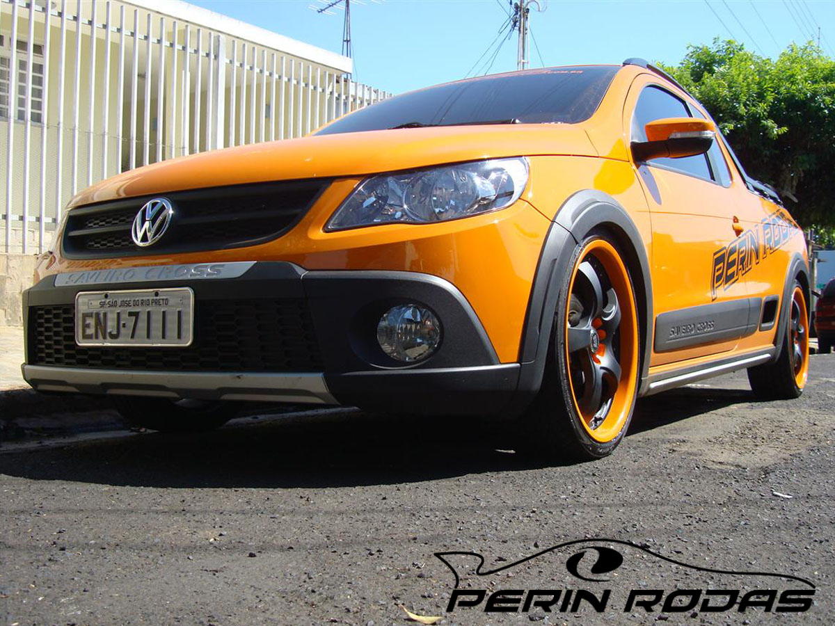 VW Life Style: Saveiro Cross + 18"