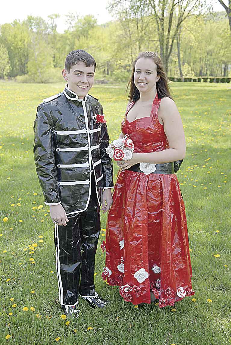 Awkward Prom Couples