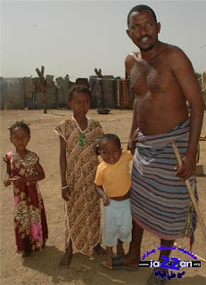 the other face of saudi Arabia: poor saudi family _ Abou Arish city 2009