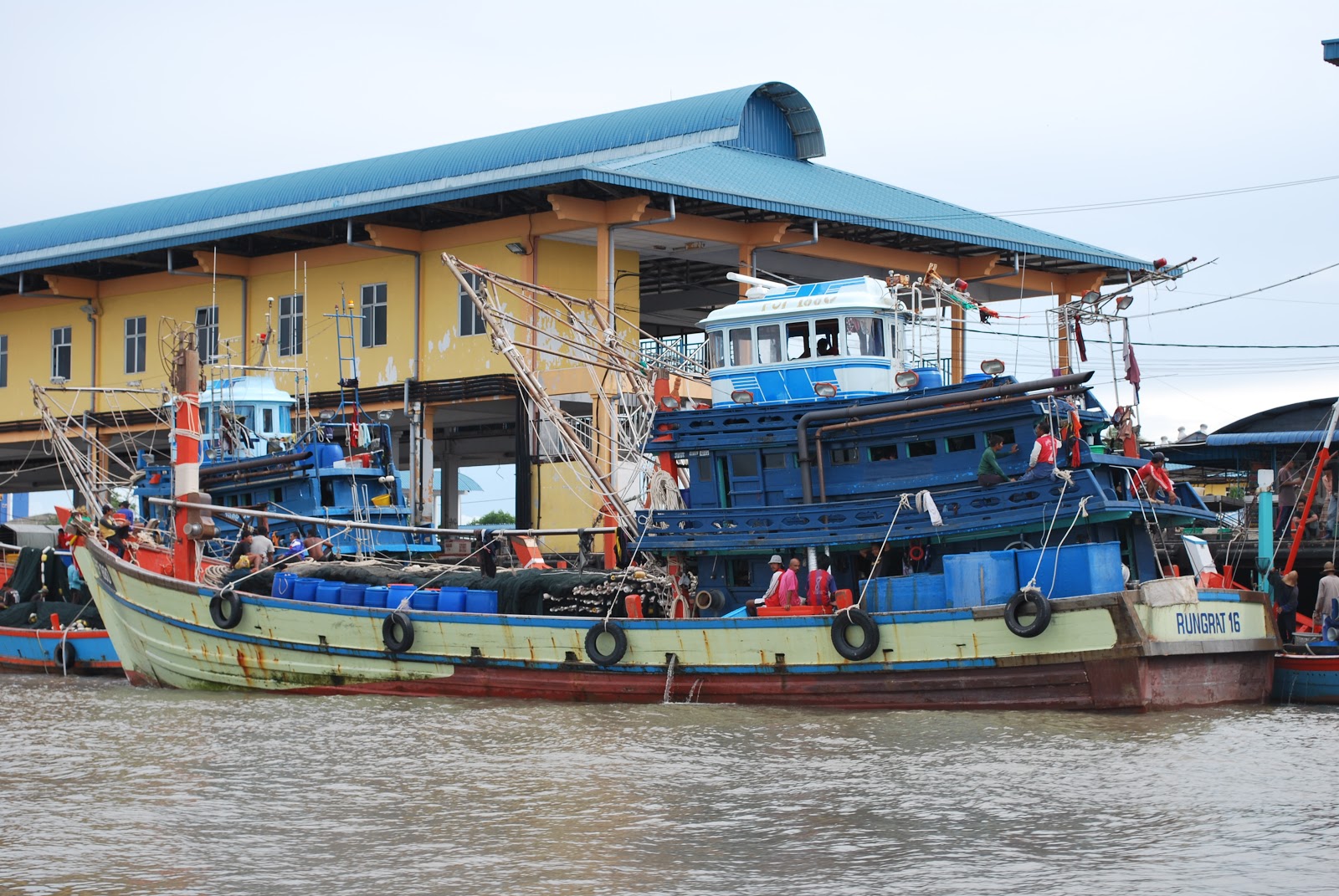 K i a s a n A l a m: Kapal Nelayan