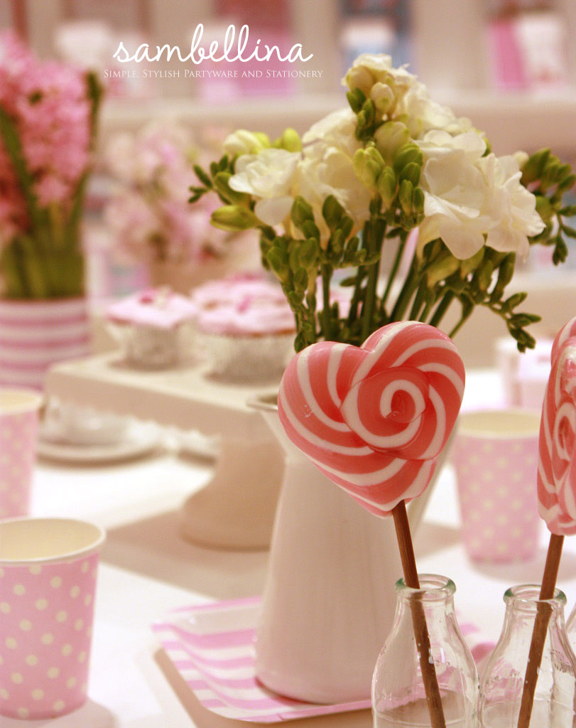Sambellina's Party - Simple, Stylish Partyware and Stationery: A spring ...
