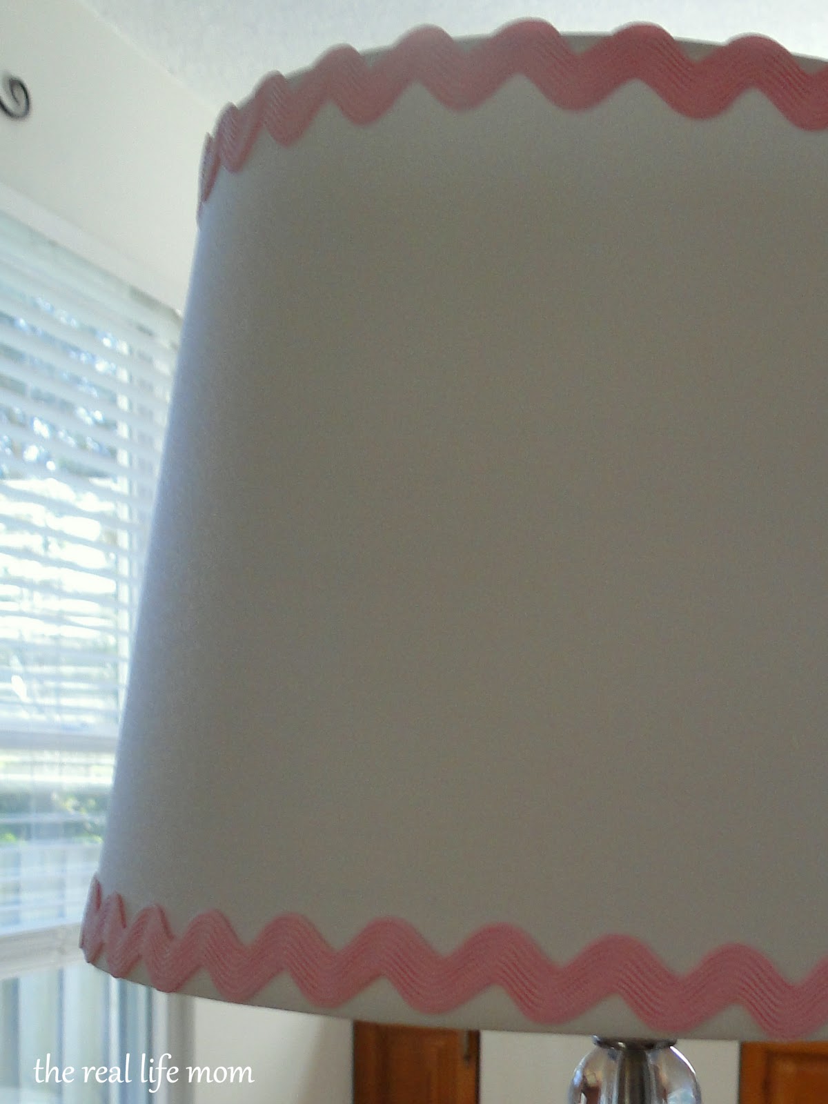 The Real Life Mom: {Lamp Shade} Tutorial