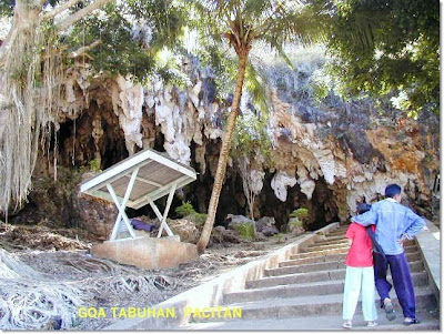 Goa Tabuhan - Wisata Kota Pacitan | Pacitan 1001 Goa | Pesona Kotaku