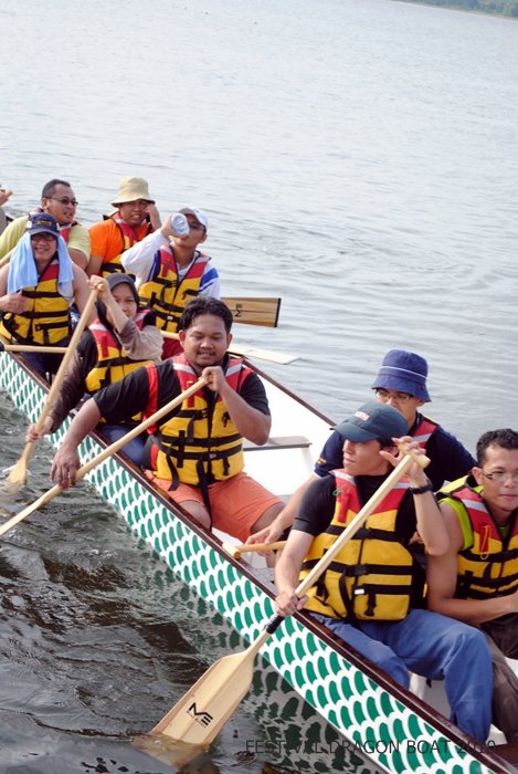 Norliza Othman's Blog - Life is Beautiful: Training Dragon Boat @ Pusat ...