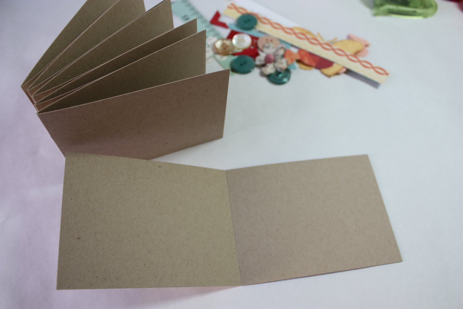 PaperTurtle: Left-over scraps mini-book tutorial