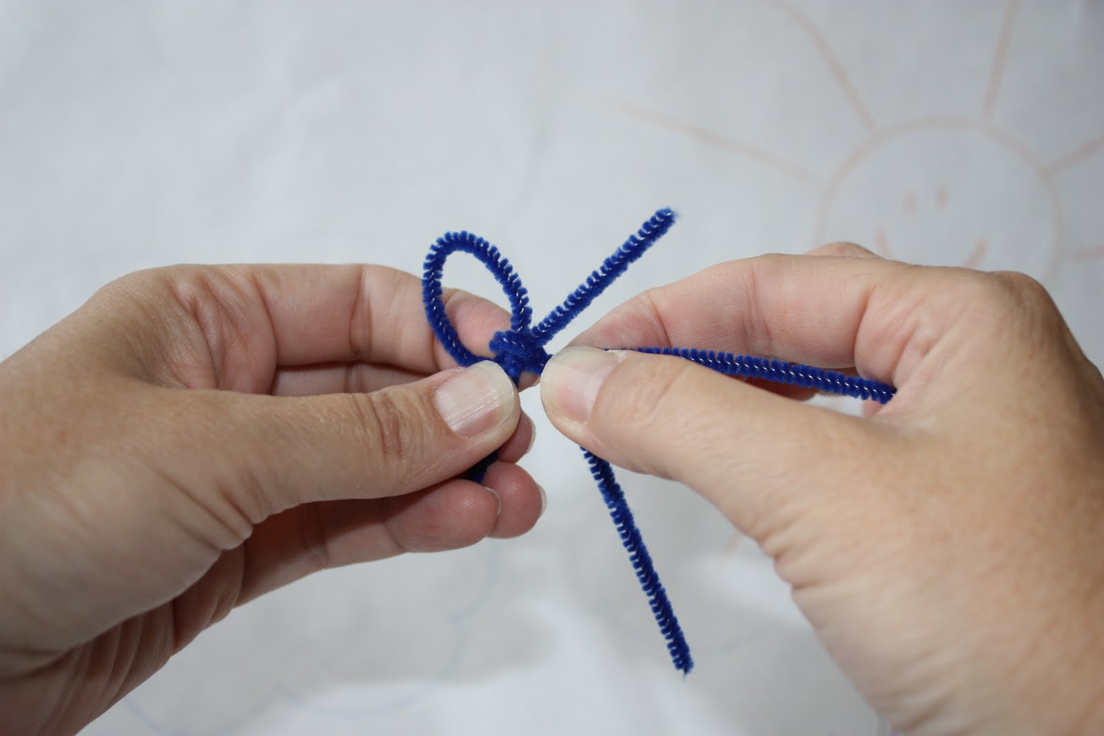 PaperTurtle: Pipe Cleaner Man Tutorial {for Presley}
