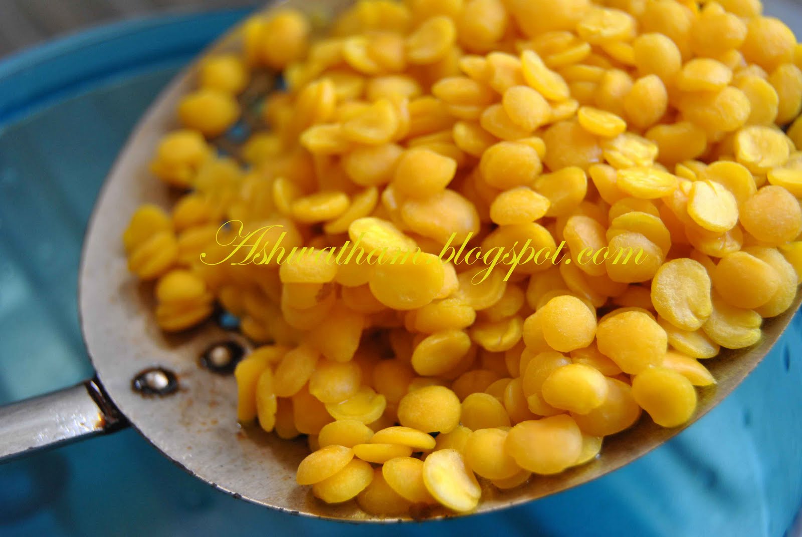 Ashwatham: Kandi pappu thalimpu (Toor daal curry)